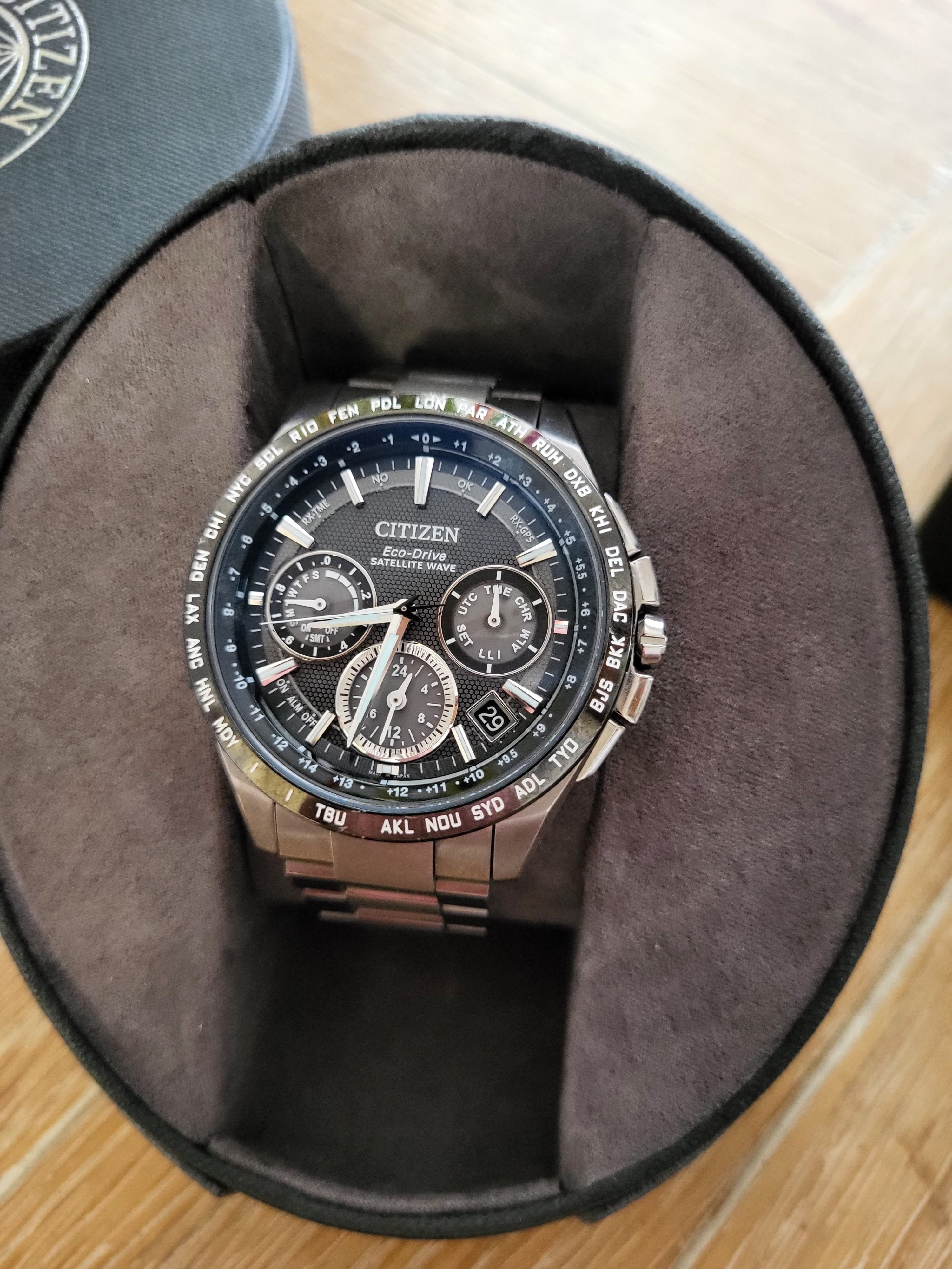[$800 USD] FS: Citizen F900 Satellite Wave CC9015-54E | WatchCharts ...