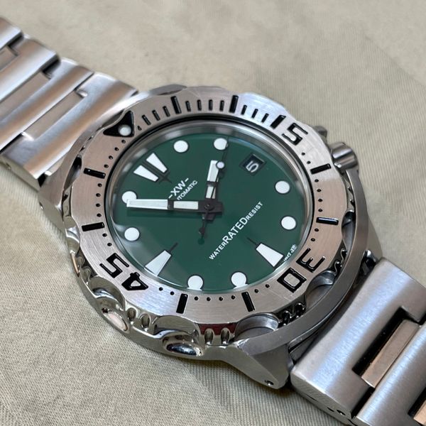 FS: Seiko Monster mod w/ green Dagaz dial on bracelet | WatchCharts ...