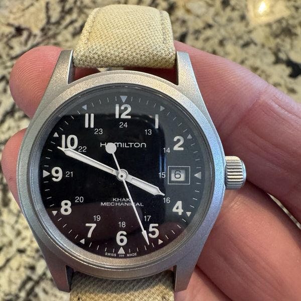 Hamilton Khaki Field Mechanical - H69439933. Does Not Run ...