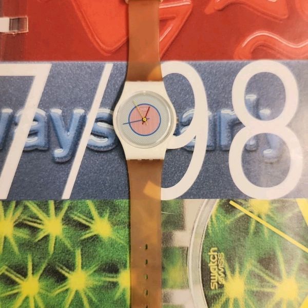 Swatch Raspberry LW107 1985 Standard Ladies Rare Vintage Swiss Quartz ...