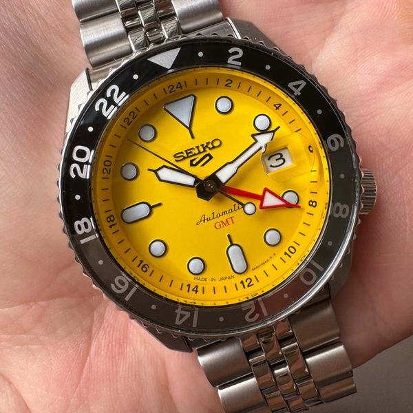 SSK017 - Yellow Seiko 5 Sports SKX GMT U.S. Special Creation ...
