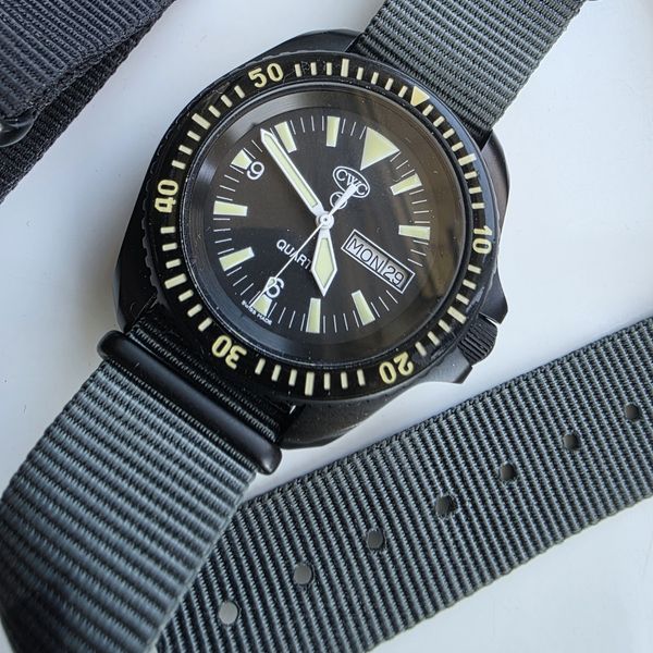 CWC SBS Divers Watch 1987 Re-issue | WatchCharts Marketplace
