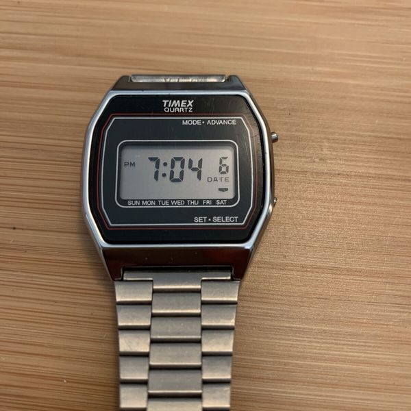 Vintage Timex K Cell Mens Digital Day Date Silver Tone Quartz Watch ...