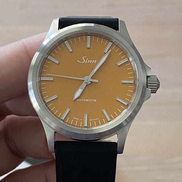 [$2,000 USD] Sinn 556 Citrine Yellow | WatchCharts Marketplace