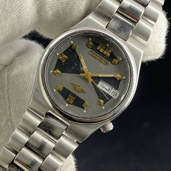 Vintage Citizen Automatic 21 Jewels Cal.8200A Day Date Men's Wrist Watch | WatchCharts