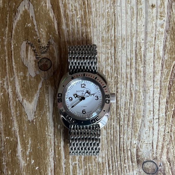 Vostok Amphibia - Scuba dude - Shark mesh bracelet - Display caseback ...