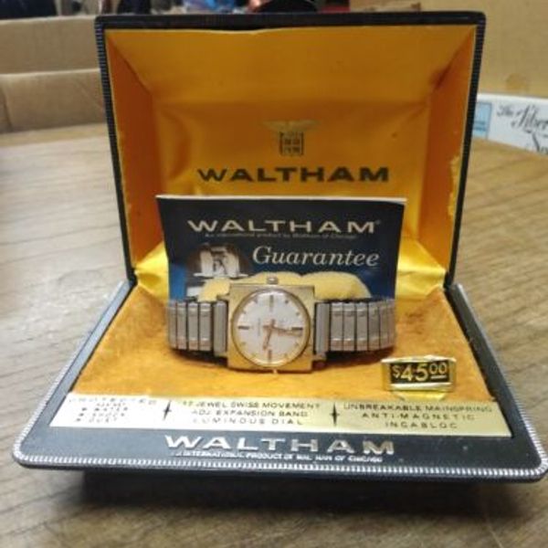 Vtg Mens Waltham Wind Up Wrist Watch 17 Jewel Incabloc Papers Original Box Works | WatchCharts ...