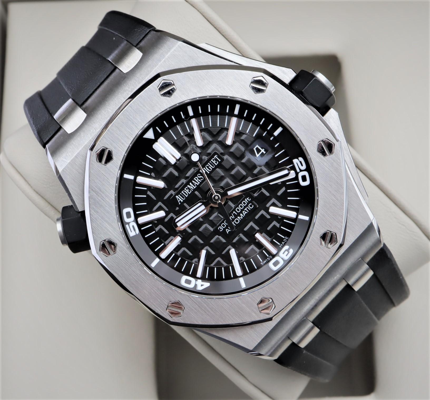 Audemars Piguet Royal Oak Offshore Diver 42mm Automatic 15703ST Boxes ...