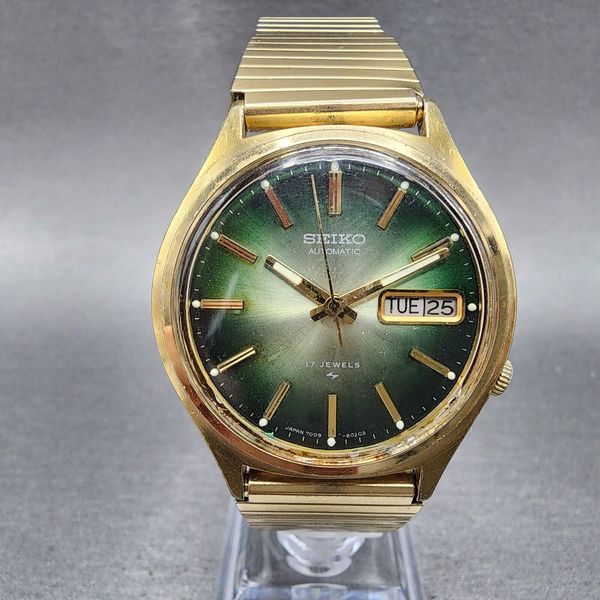 Seiko Automatic Watch Men 37mm Green Dial Gold Tone Daydate Round 7009 ...