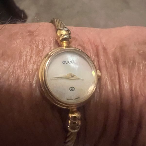 Gucci Ladies Watch With Shell Dial | WatchCharts Marketplace