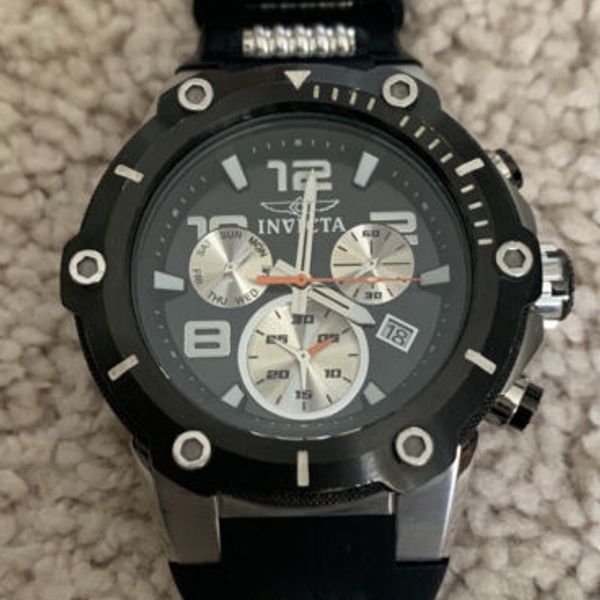 Menâ s Invicta Speedway Quartz Chronograph Model 22235 - Running ...