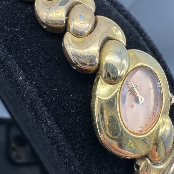 Seiko Ladies Elegant Watch Peach Dial, Gold Tone, 4N00 591H Working ...