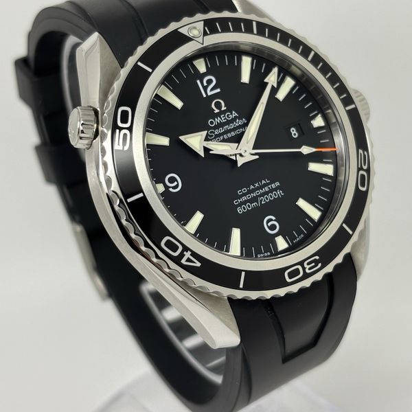 OMEGA Seamaster Planet Ocean Black Bezel Auto Gents Watch Quantum Of ...