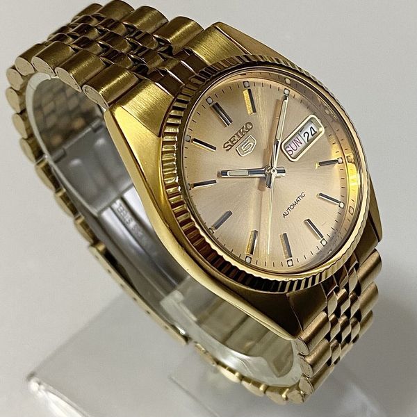 SEIKO 5 7S26-0500 Day-date Men's Vintage watch Gold dial Automatic Back skeleton | WatchCharts ...