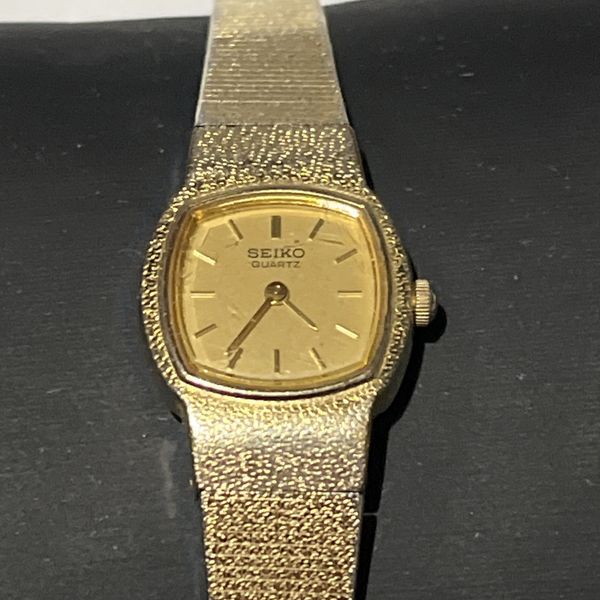 Vintage Seiko Womens Gold Tone Watch Made Japan 2P20-5B20 | WatchCharts ...