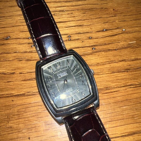 Vintage Embassy By Gruen Menâ s Watch With Leather Band - Rare And On ...