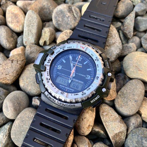 Men's CASIO Pathfinder Twin Sensor Hybrid Watch PAT-70 - Works Great ...