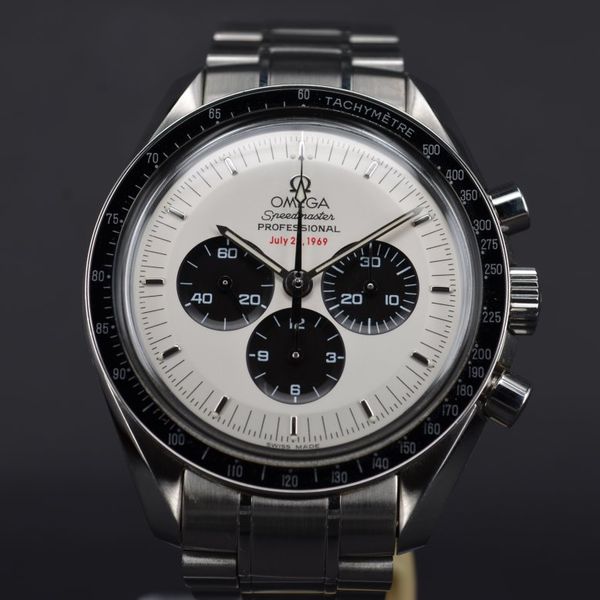 SOLD 2004 Omega Speedmaster Apollo 11 35th Anniversary LE (1 ...