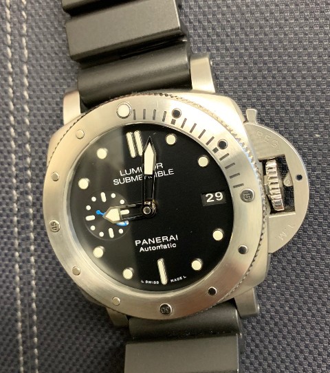 FSOT: Panerai PAM 682 (42mm Sub) - Revised | WatchCharts Marketplace