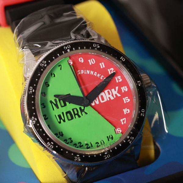 Spinnaker Clock - Limited Edition Spongebob Work Not Work Cahill - 24h ...