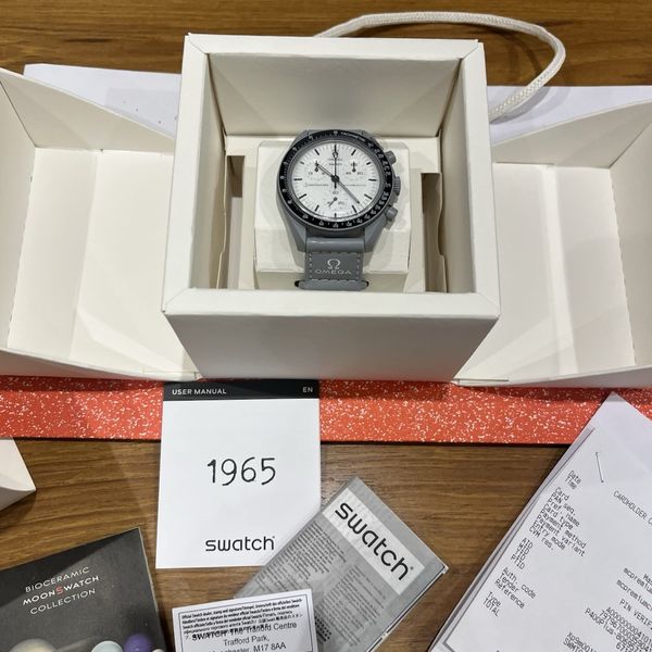 Swatch Omega Moonswatch 1965 60th Anniversary Model Brand New With Receipt | WatchCharts Marketplace