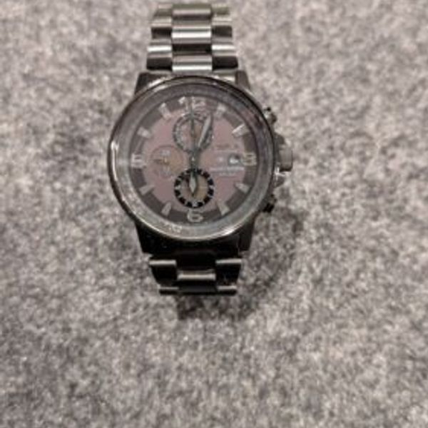 Citizen Nighthawk WR200 Eco Drive Mens Watch Extra Links | WatchCharts ...