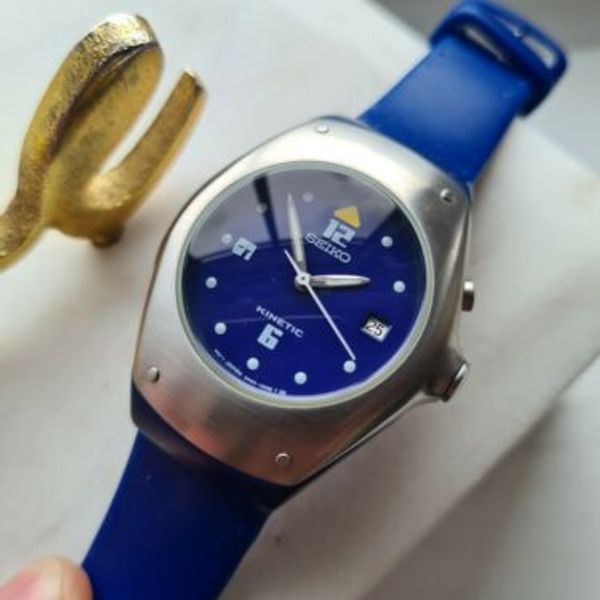 Seiko 3M22-0D89 Blue Dial Kinetic NEW CAPACITOR - Immaculate Original ...