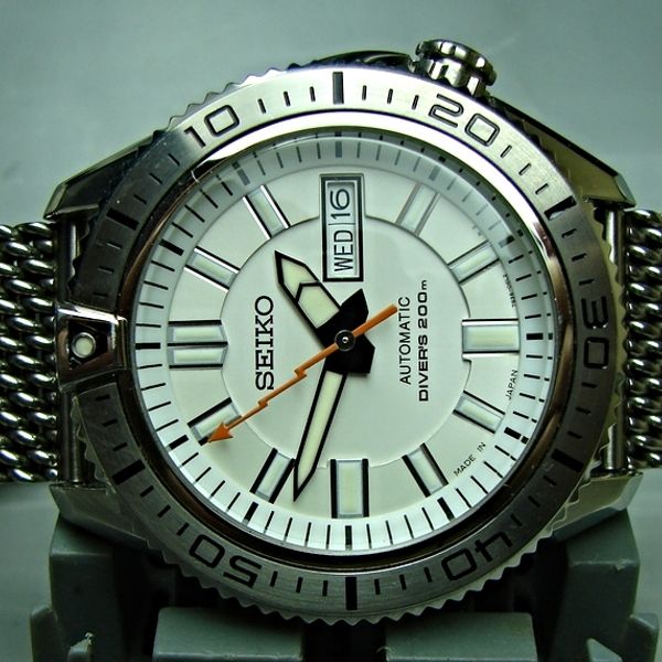 FS SEIKO Stargate slight mod. JAPAN issue on mesh -white dial ...
