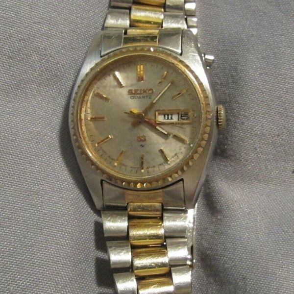 Seiko 8523-0050-A4 Two-Tone Ladies Quartz Calendar Watch.Gold & Silver ...