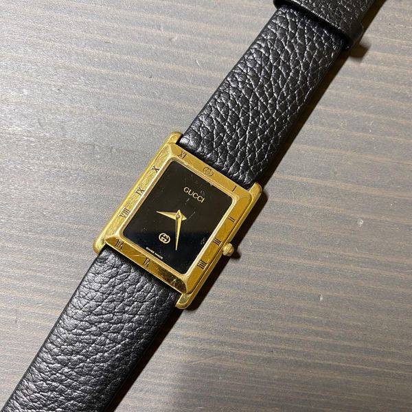 [WTS] Vintage Gucci 4200M slim gold tone tank luxury men’s watch ...