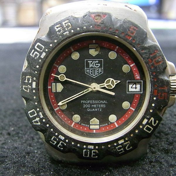 Authentic Swiss Tag Heuer F1 Man's 200M Diver Watch | WatchCharts