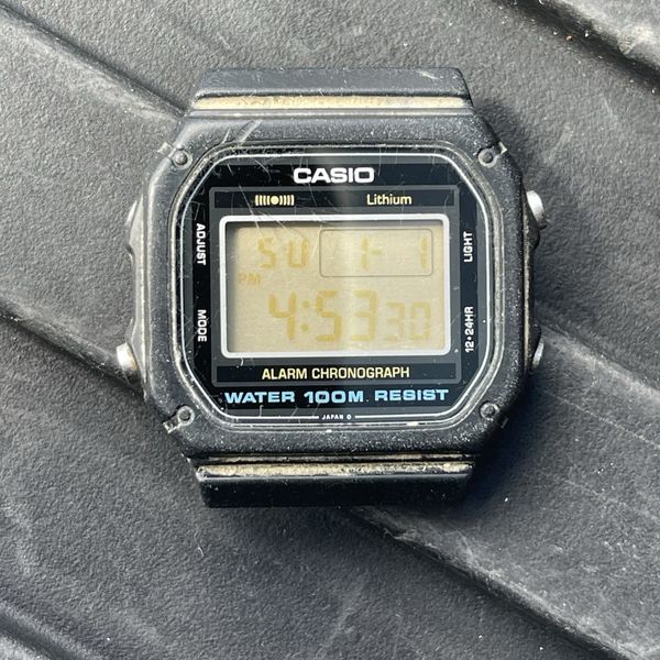 Vintage Casio W-700 Watch for parts or repair | WatchCharts Marketplace