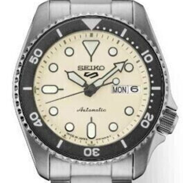 New Seiko 5 Sports Stainless Steel Bracelet Men's Watch SRPK31 ...