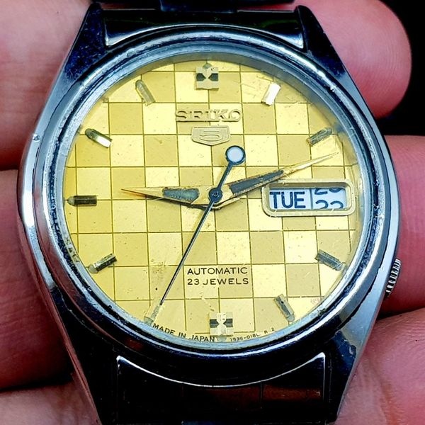 Vintage Of Seiko 5 Automatic Day Date Gold D 23 Jewel Japan Made Men ...