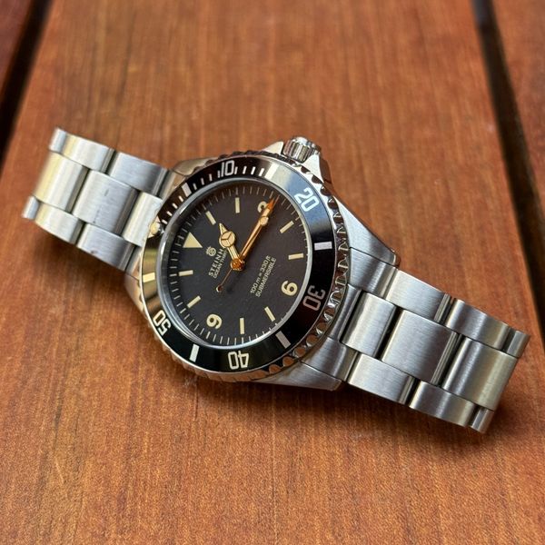 Steinhart Ocean 39 Explorer gnomon | WatchCharts Marketplace