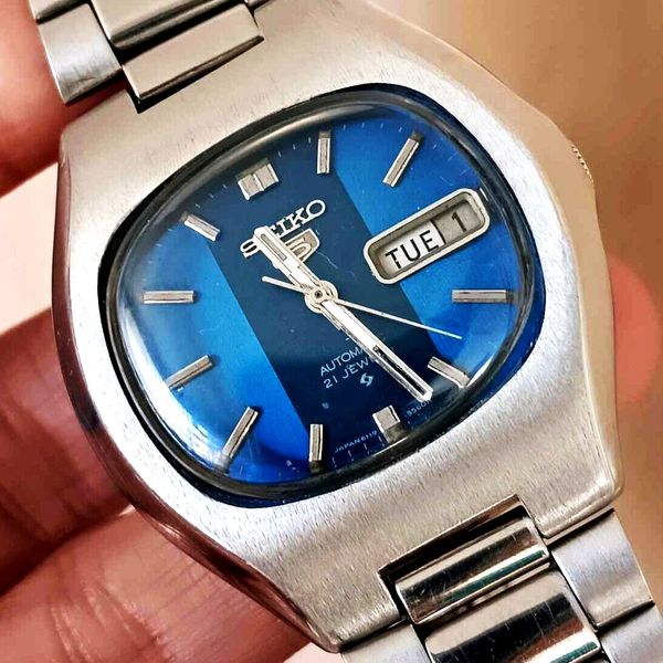 Vintage Seiko 5 automatic Square shape Blue dial Cal 6119 Day Date men ...
