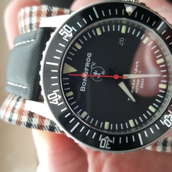 FS: Bombfrog Minesweeper | WatchCharts