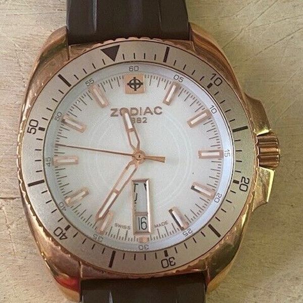 Zodiac Speed Dragon 100 Meter/330 Feet Quartz Z05534 Day/Date Watch New ...