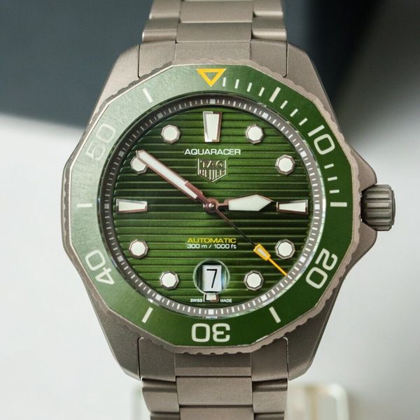 Tag Heuer AQUARACER Professional 300m Titanium Automatic Date WBP208B ...