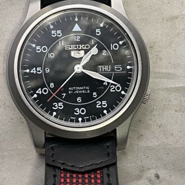 Seiko Men's SNK809 Seiko 5 Automatic Stainless Steel Watch with 2 ...