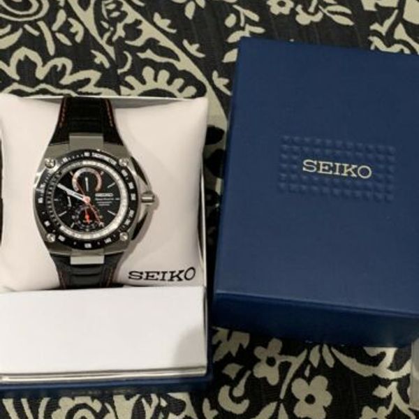 Seiko Sportura SPC047 P2 Black Men's Chronograph Perpetual Calendar ...