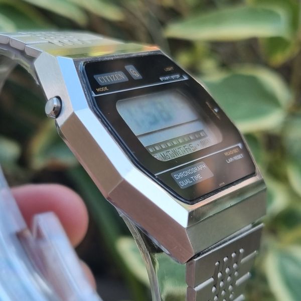 Citizen 40-4055 LCD Vintage Watch NOS | WatchCharts Marketplace