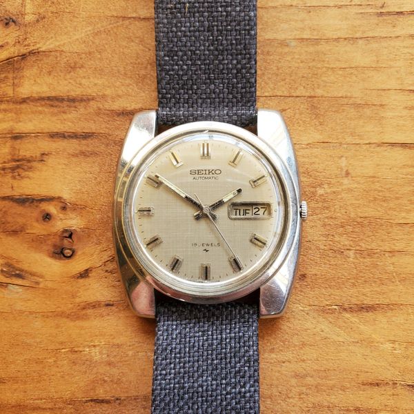 [WTS] Vintage 70's Seiko - Linen Dial | WatchCharts Marketplace