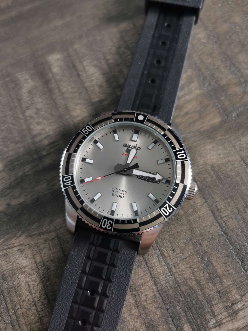 Seiko "Rally" SRP729 | WatchCharts