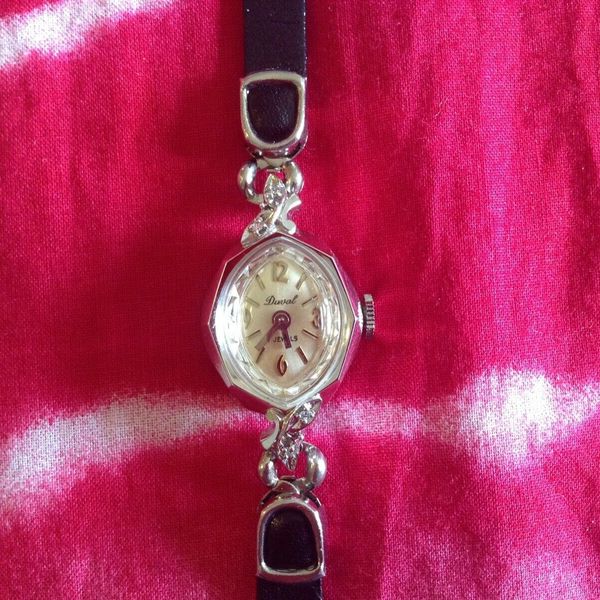 vintage watch ladies DUVAL mechanical 17 jewels 4 diamanté's ...