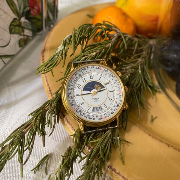 [WTS] Vintage Timex 364T Cell sun/moon in great condition | WatchCharts ...