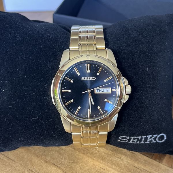 SEIKO Quartz ESSENTIALS Gold-Tone Stainless Steel Men's Watch SUR358 ...