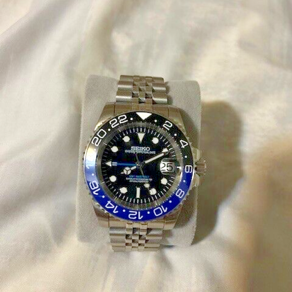 Seiko Sub Mod 40mm BAT MAN BAT GIRL | WatchCharts Marketplace