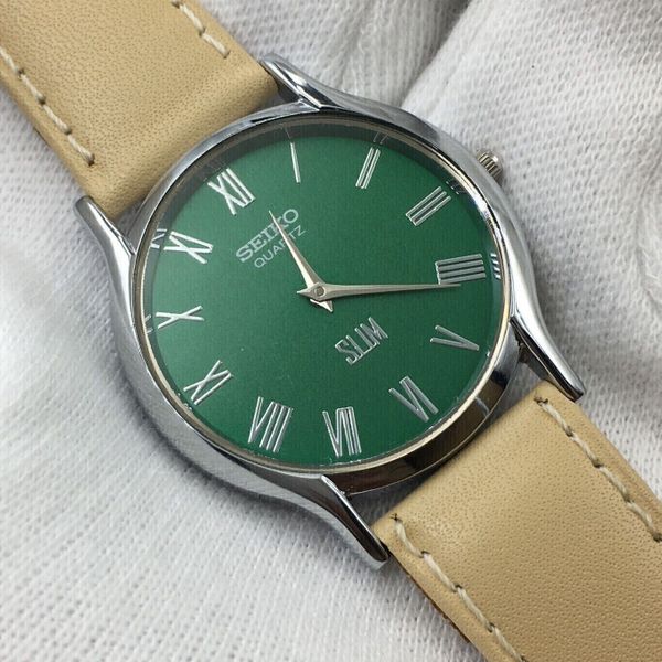 Seiko Quartz Men's Wrist Watch Roman Numeral Dial New Style Japan Made ...