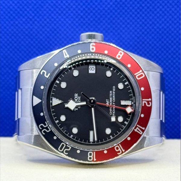Pre Owned 01/2024 Tudor Black Bay GMT Black Dial Pepsi Bracelet Version 79830RB | WatchCharts ...